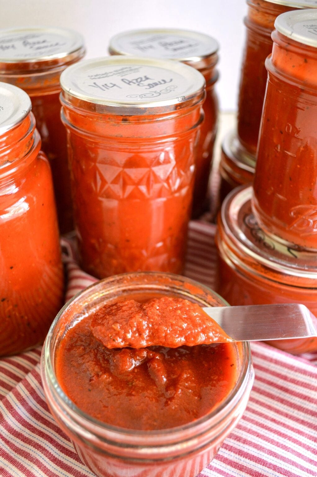 Easy Canned Pizza Sauce Recipe With Frozen or Fresh Tomatoes - An ...