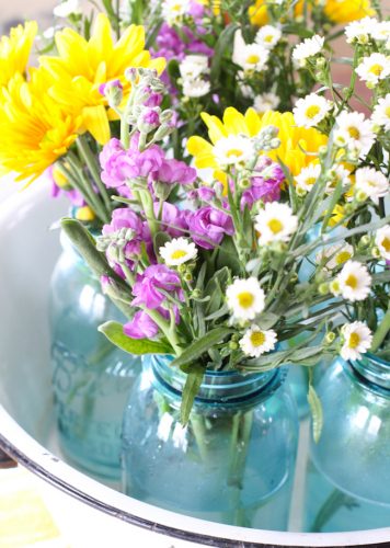 21 Simple Farmhouse Cottage Easter Spring Decor Ideas - An Oregon Cottage
