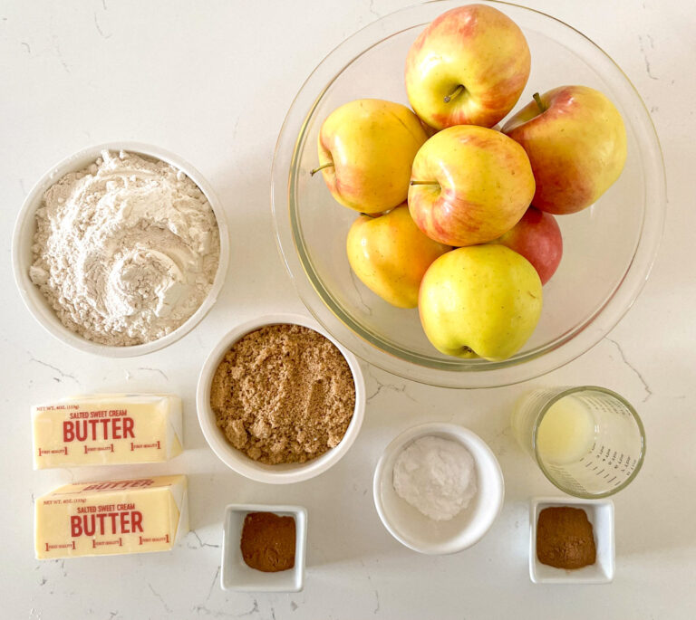 Easy Apple Crumble Recipe (with Big Crumb Topping) - An Oregon Cottage